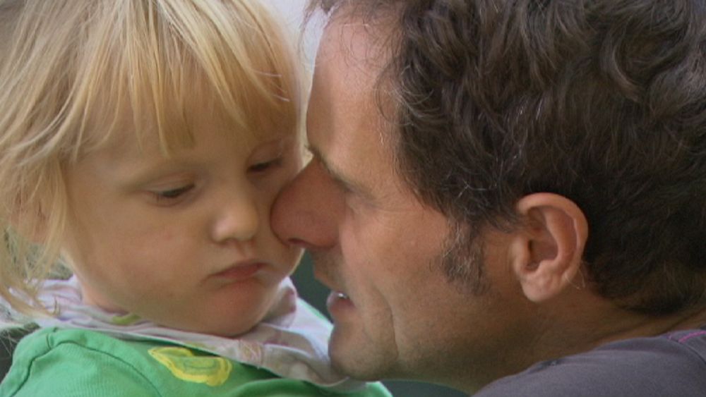 Kids or career: Germany's falling birth rate dilemma | Euronews