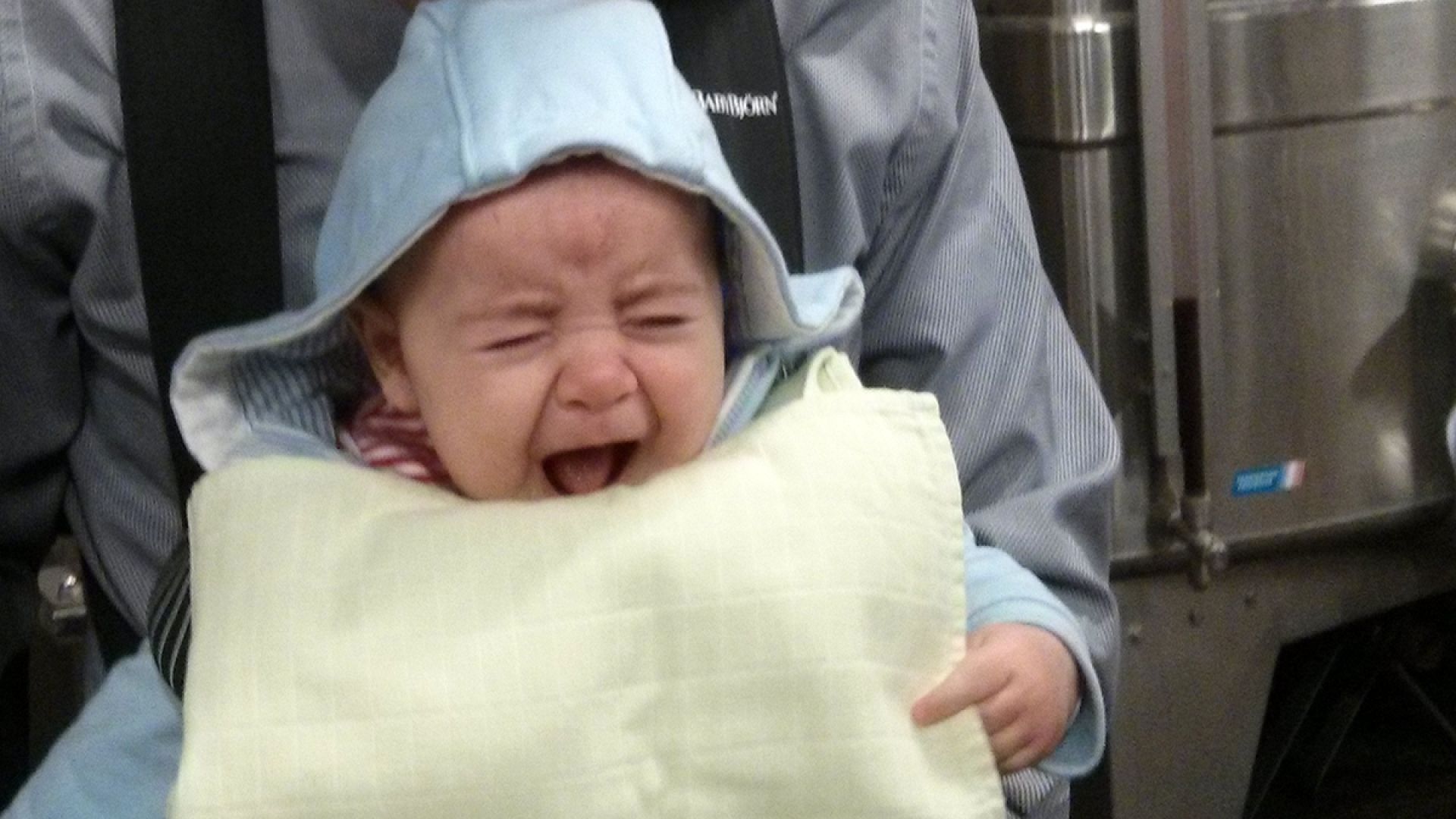 Infants do fake cry to get attention study shows | Euronews