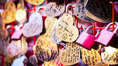 Valentine's Day traditions around the world | Euronews