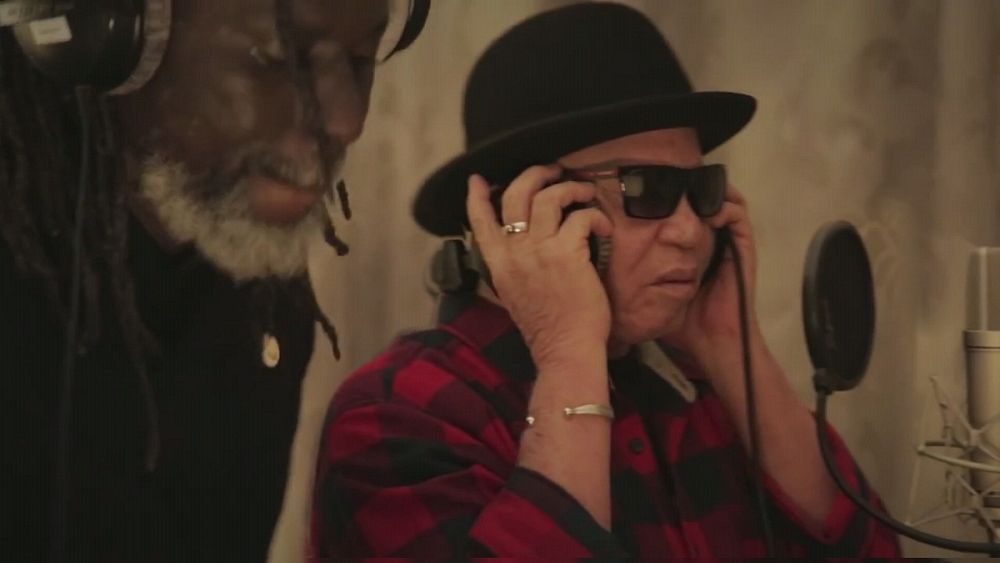 African stars get together to raise awareness of Ebola in song | Euronews