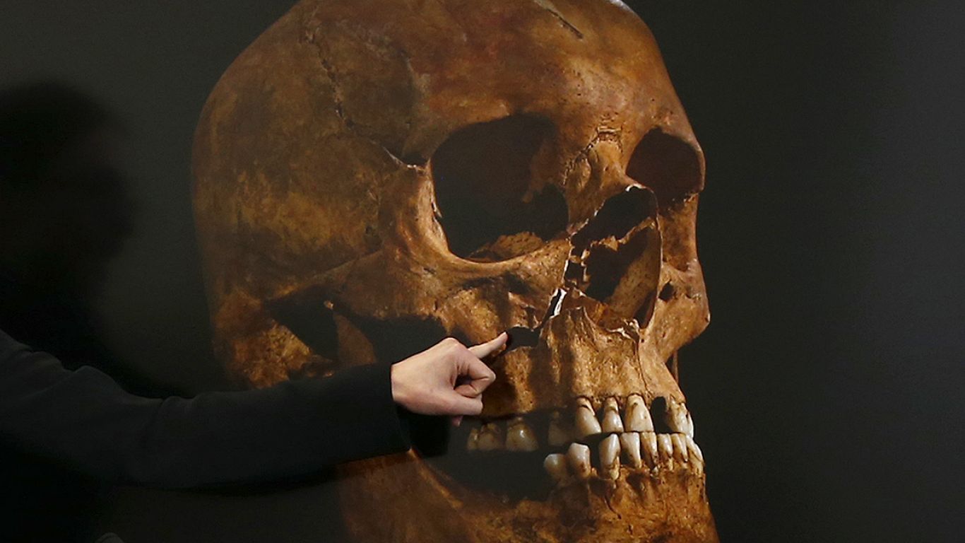 Royal surprise as Richard III's DNA evidence of infidelity | Euronews