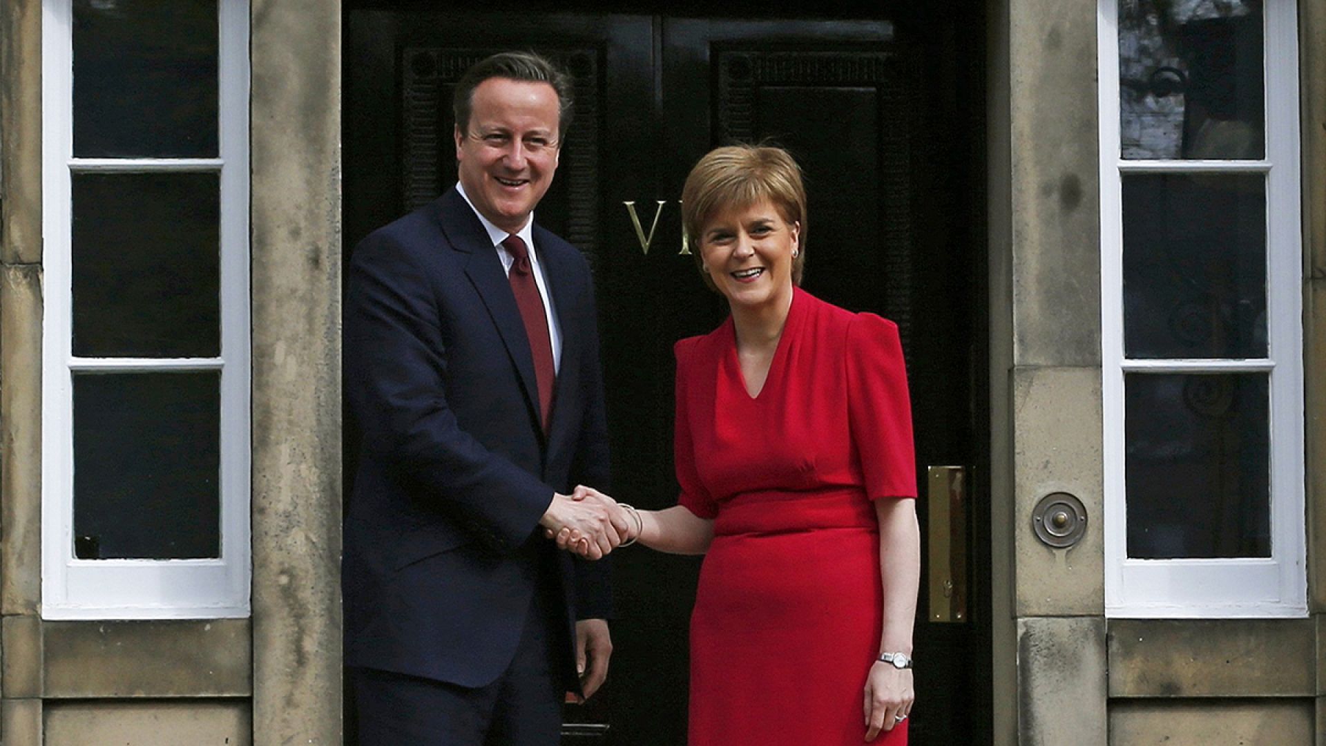 Cameron y Sturgeon miden sus fuerzas | Euronews