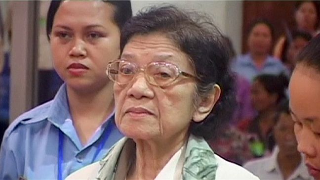 Khmer Rouge 'First Lady' Ieng Thirith dies | Euronews