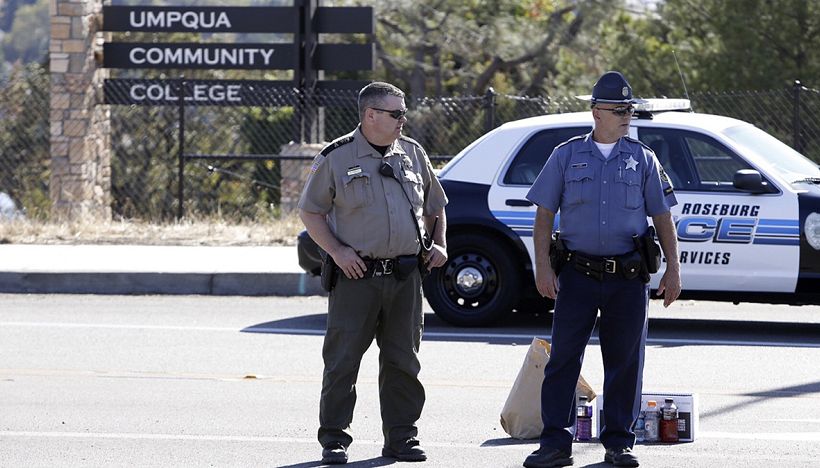 Campus shooting suspect named as Chris Harper Mercer, 26 | Euronews