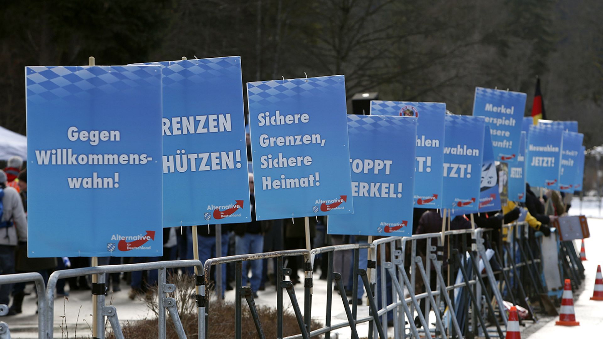 Germany: AfD leader calls for right of border police to shoot at ...