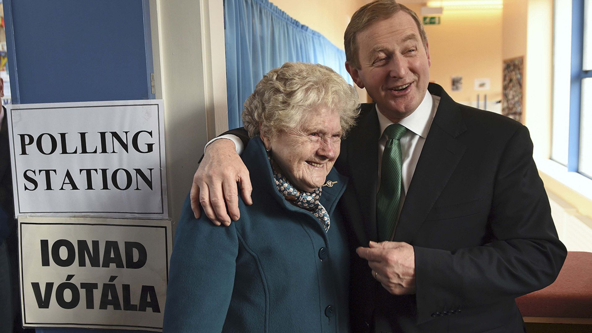 Voting underway in Irish election | Euronews