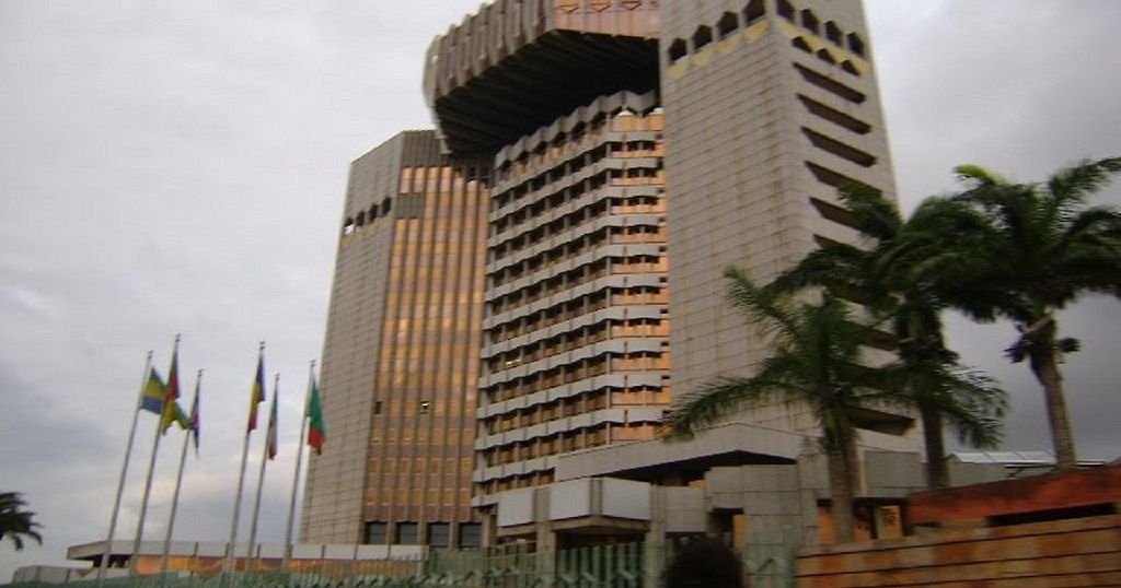 BEAC : 160 milliards de FCFA de bénéfices en 2015 (Conseil des ...