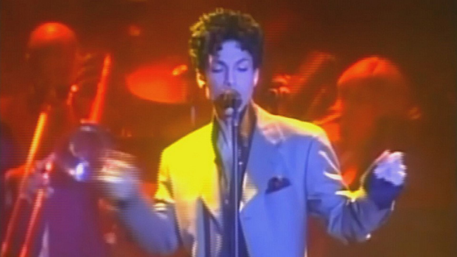 Prince: Fans pay tribute to His Royal Purpleness | Euronews