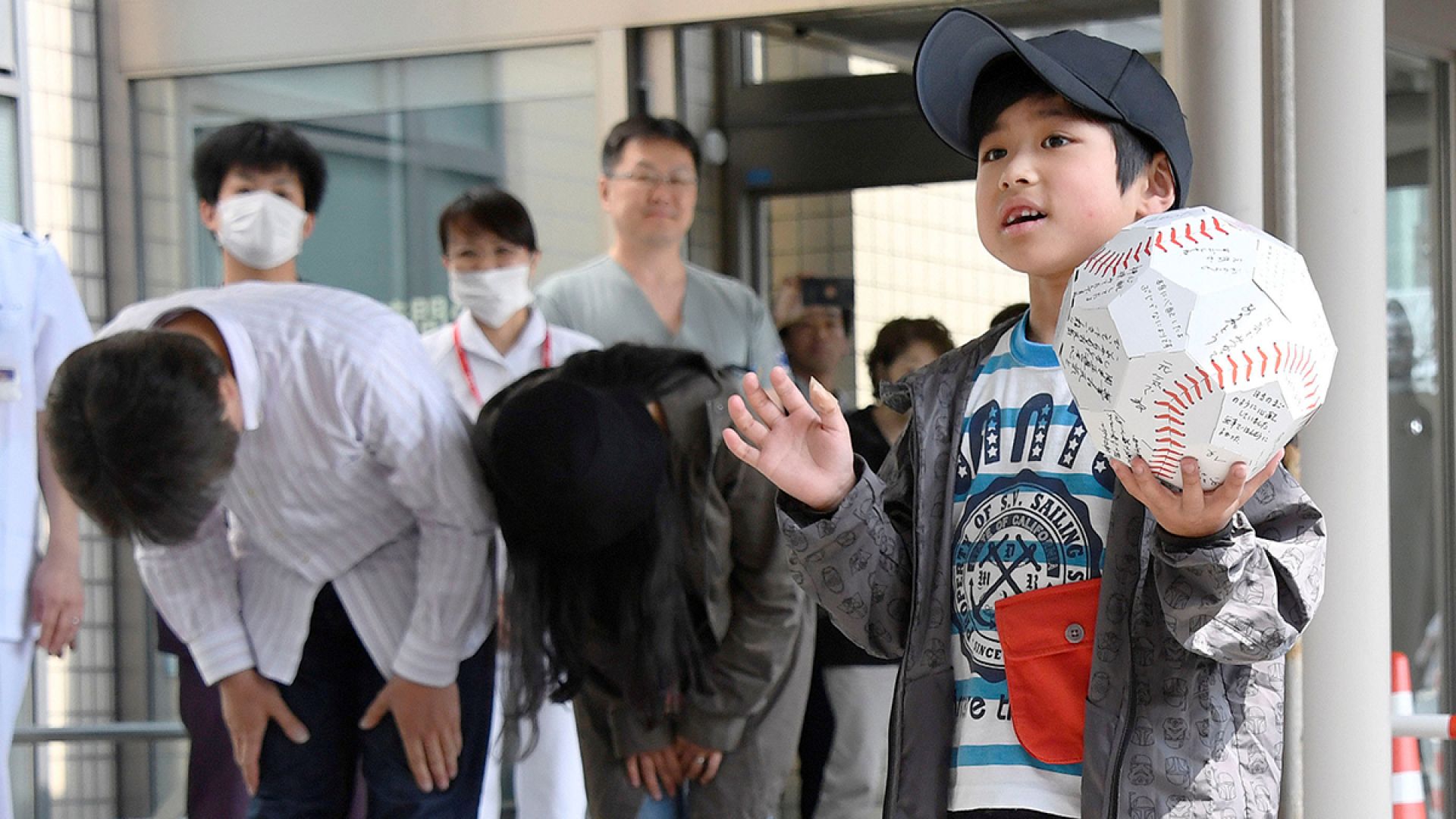 Abandoned Japanese boy Yamato Tanooka leaves hospital | Euronews