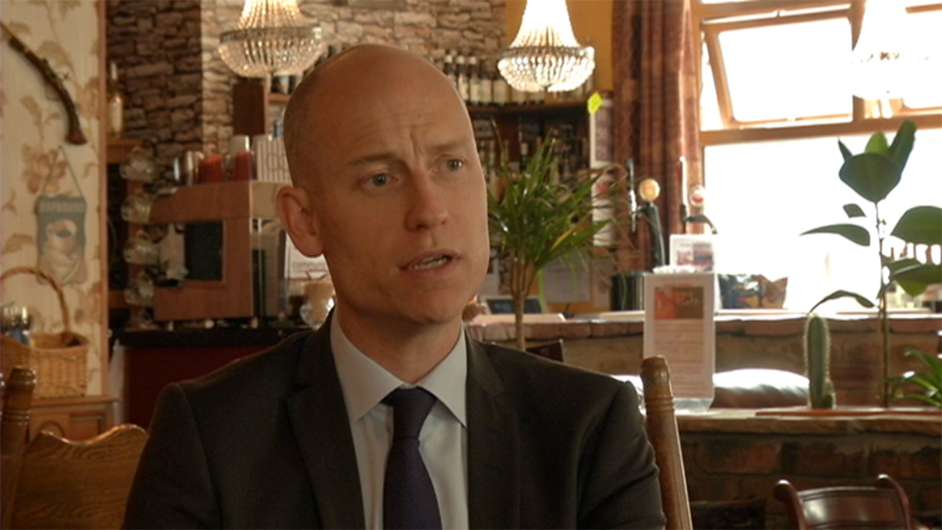 Stephen Kinnock: "Leaving the EU is a massive leap into the unknown ...