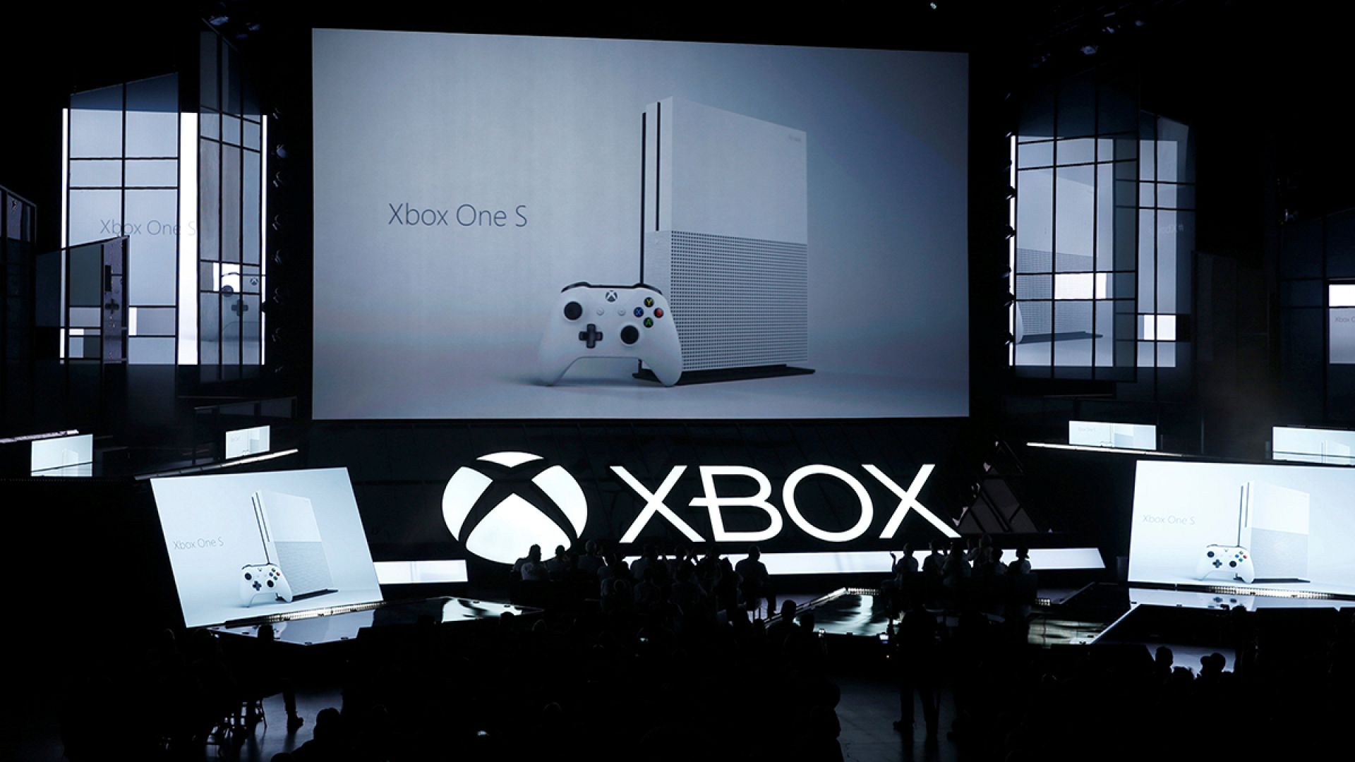 Slimmer Xbox One S Shimmies On To The Shelves In August Euronews