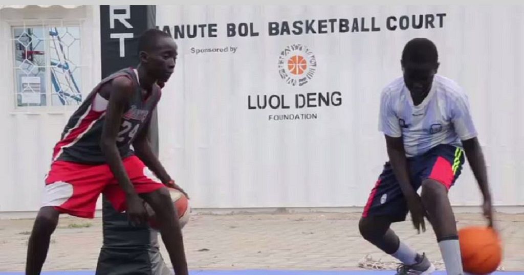South Sudan: Youth find hope in basketball star Luol Deng | Africanews