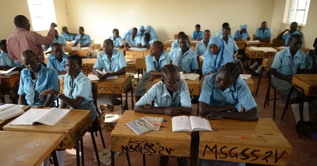 School in Kenyan refugee camp helps displaced girls | Africanews