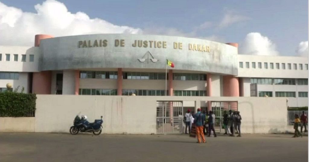 Les associations des droits de l'Homme réclament le désengorgement des ...