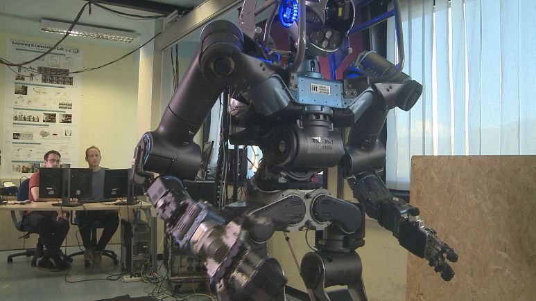 Walk-Man, le robot humanoïde secouriste | Euronews