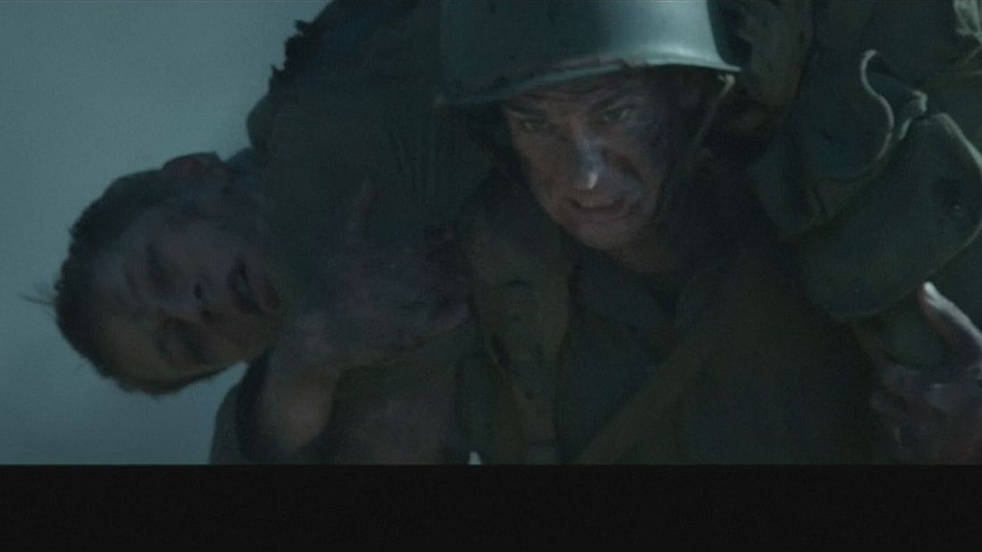 'Hacksaw Ridge' Mel Gibson's homage to a real life superhero | Euronews