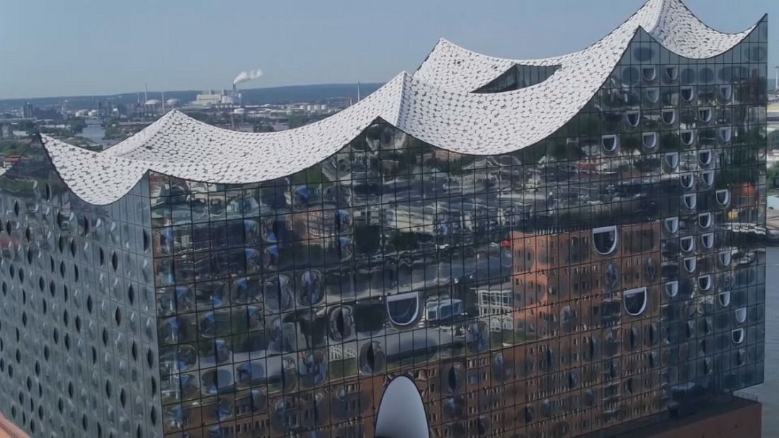 The Hamburg Elbphilarmonie opens its doors with a stunning concert ...