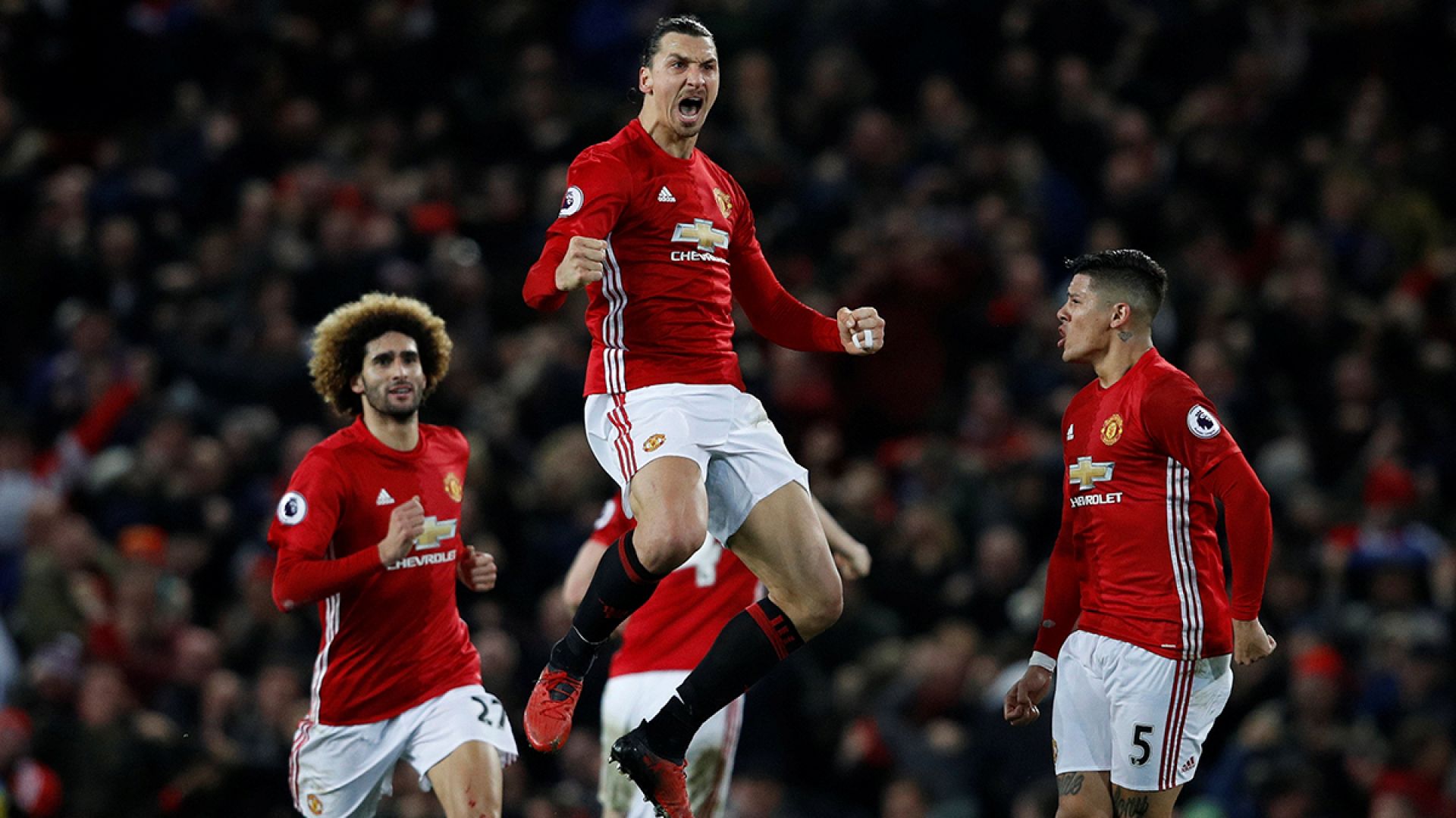 Manchester United move top of football's rich list | Euronews