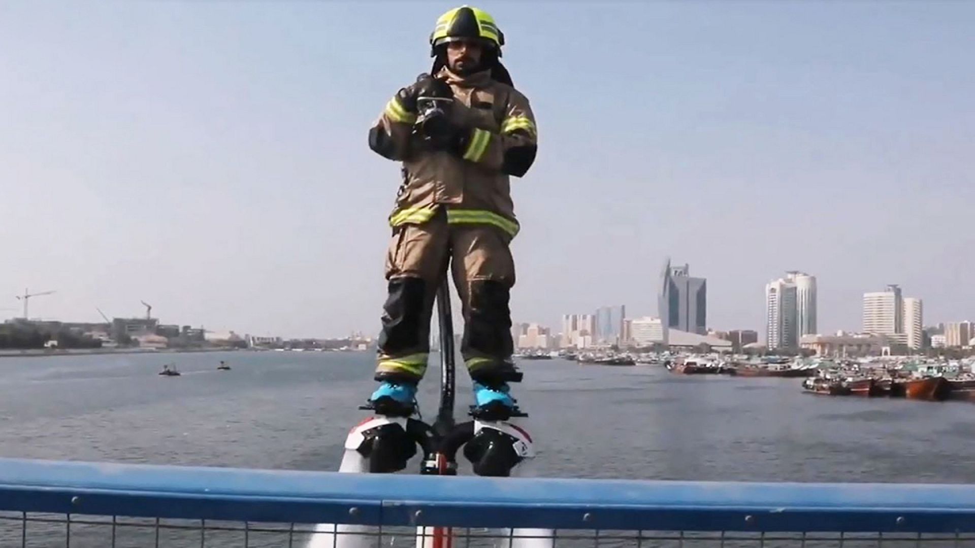 Firefighters in Dubai to use jetpacks | Euronews