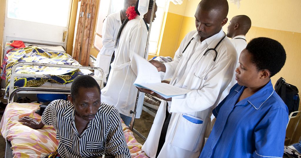 Rwanda: Government bans medics from using mobile phones at work ...