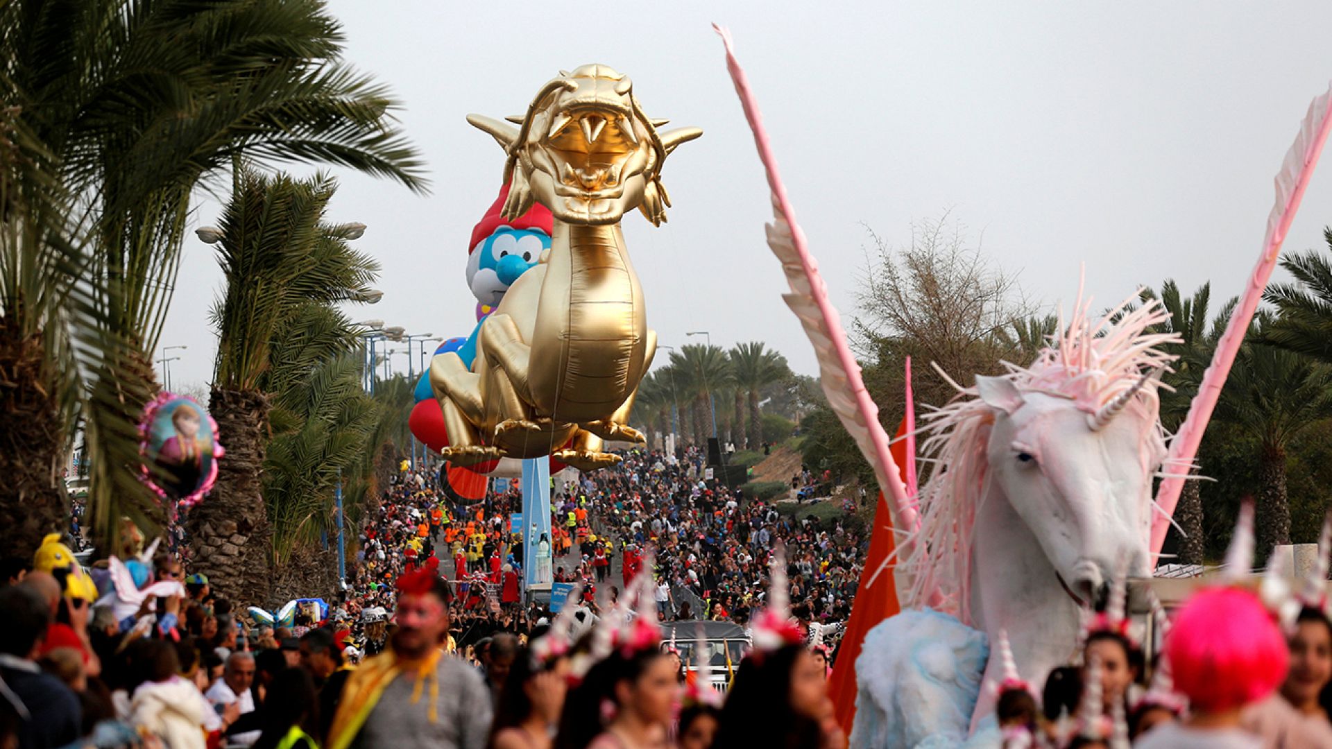 Video. Trump float stars at Israel Purim celebration | Euronews