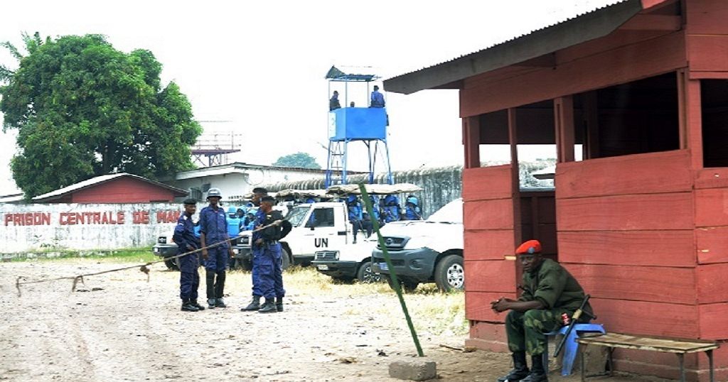 DR Congo police comb Kinshasa for over 50 prison escapees | Africanews