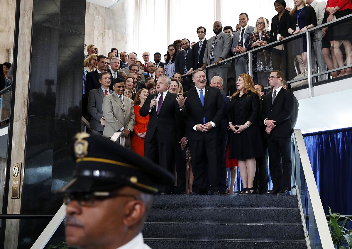 Fewer Americans are opting for careers at the State Department | Euronews