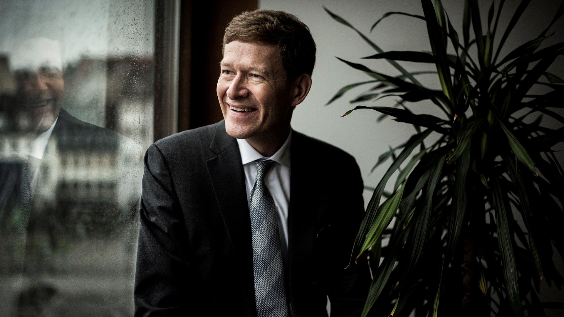 Lego says thank you to Padda and hires Christiansen as new CEO | Euronews