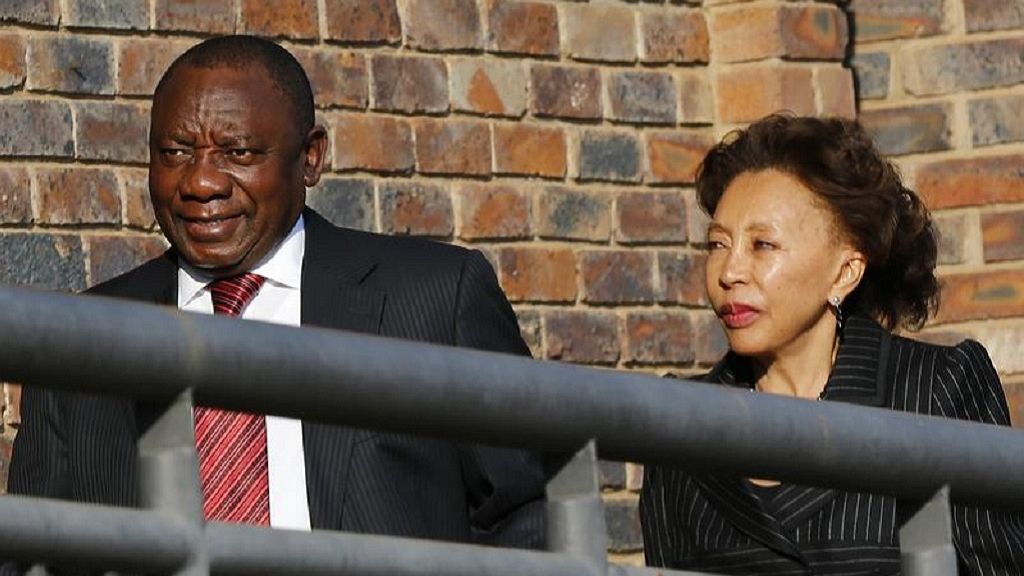Wife of S. Africa deputy president backs him in extramarital exposé ...