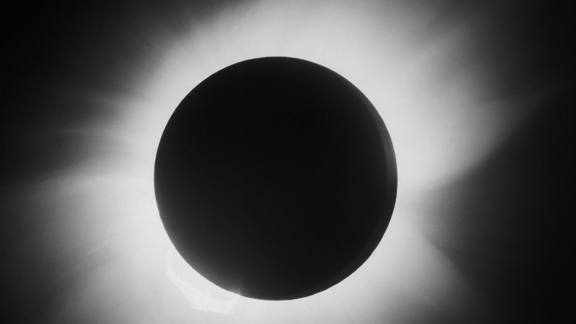 100 years ago, this eclipse proved Einstein right and changed our ...