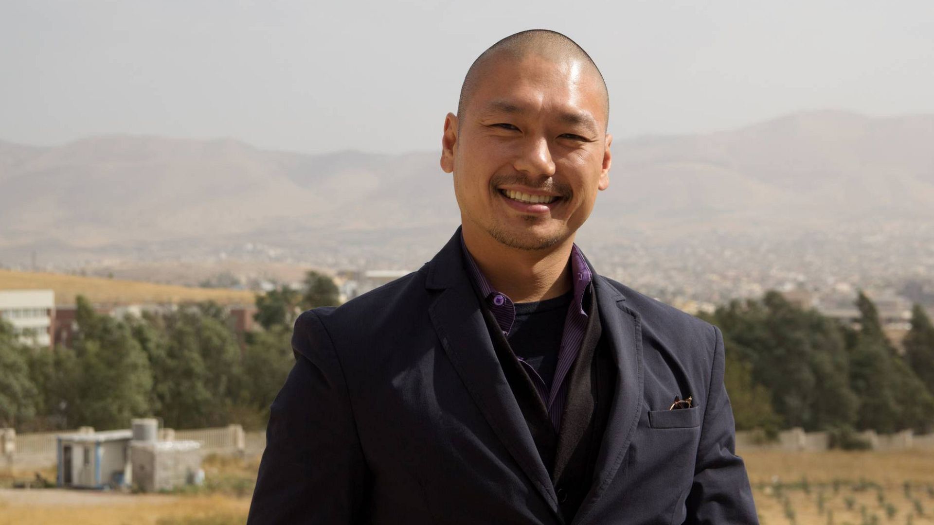 American using hose to climb between balconies falls 7 stories to death ...