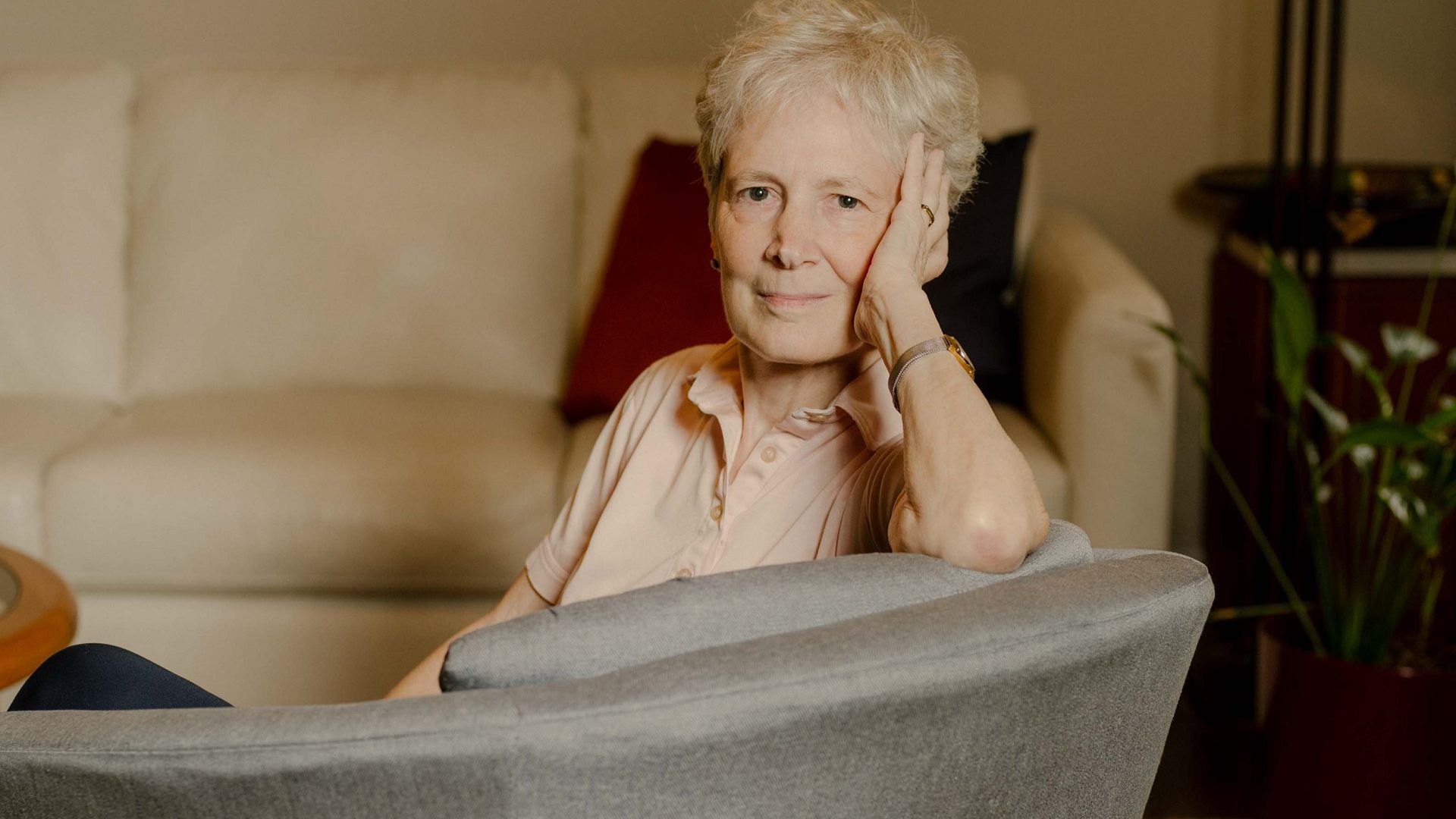 The abortion underground: Groups quietly help women who have to travel ...