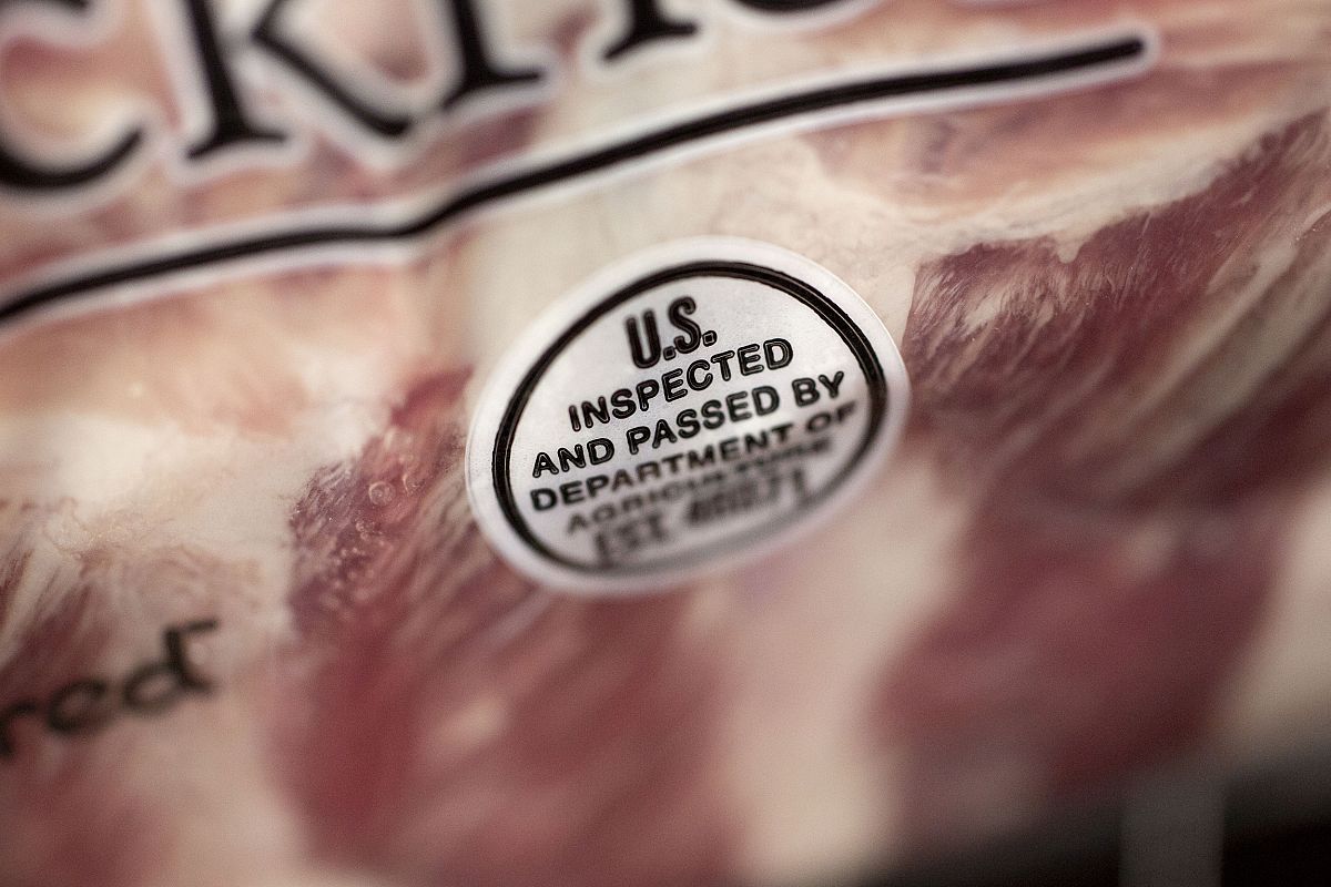 Trump administration allows pork slaughterhouses to have fewer USDA ...