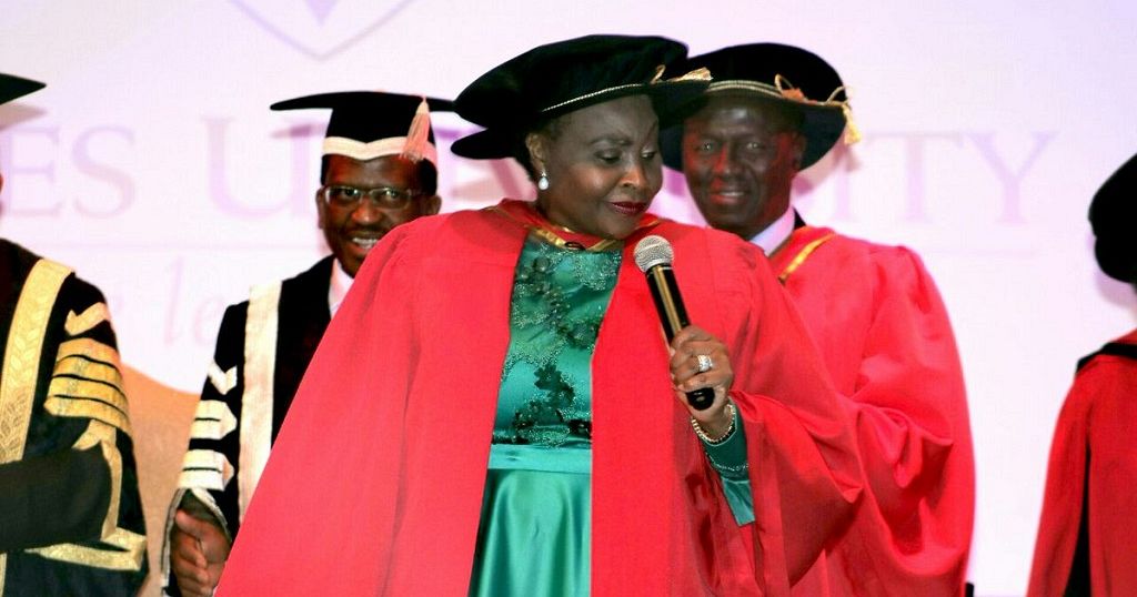 [Photos] African music icon Yvonne Chaka Chaka bags honorary degree ...