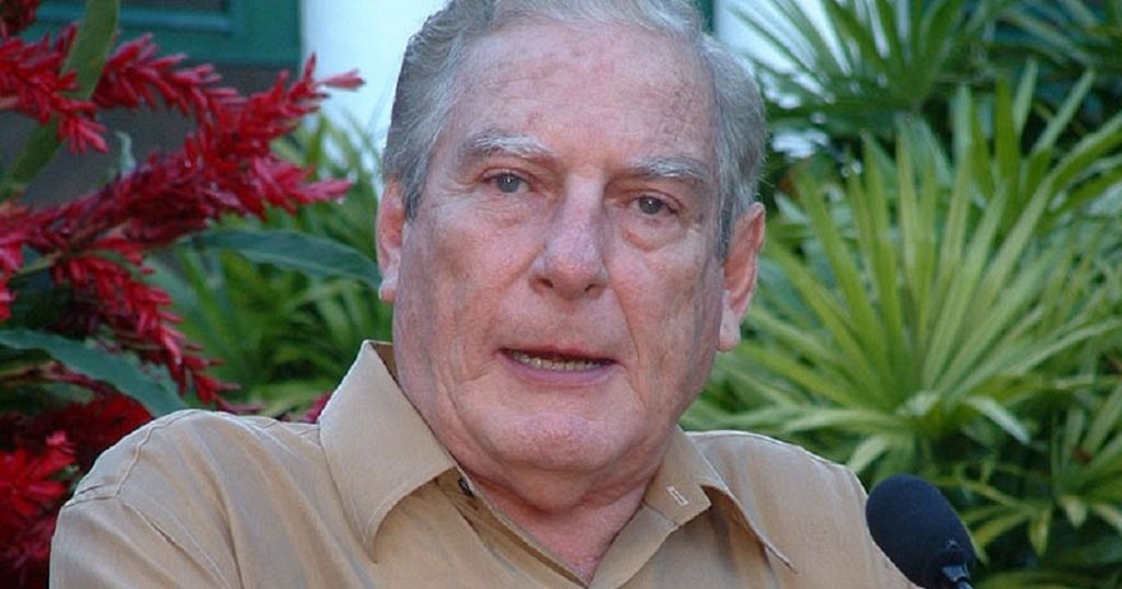 Seychelles influential ex-president Albert René dies | Africanews