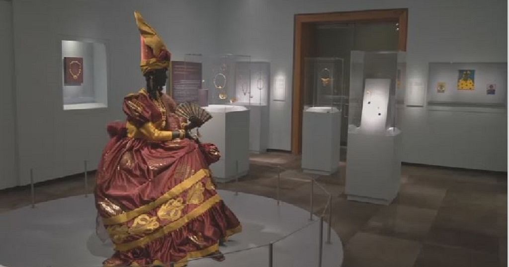 Video: Exhibition explores Senegalese women and their love for gold ...