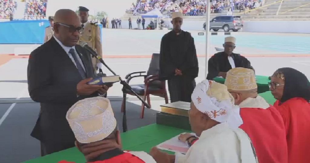 Comoros swears in president after controversial elections | Africanews