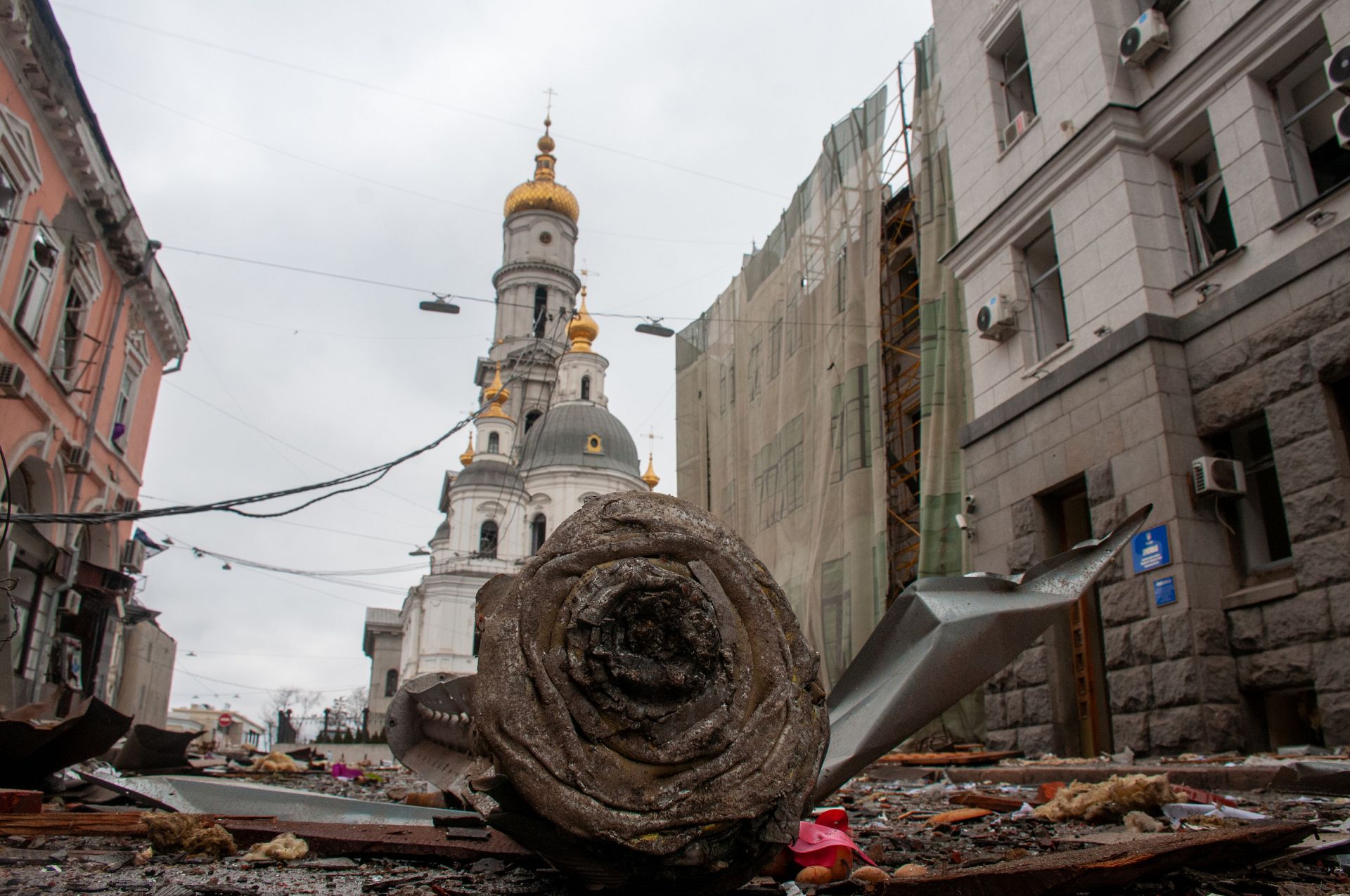 Scenes of devastation as residential areas of Ukraine are targeted by ...