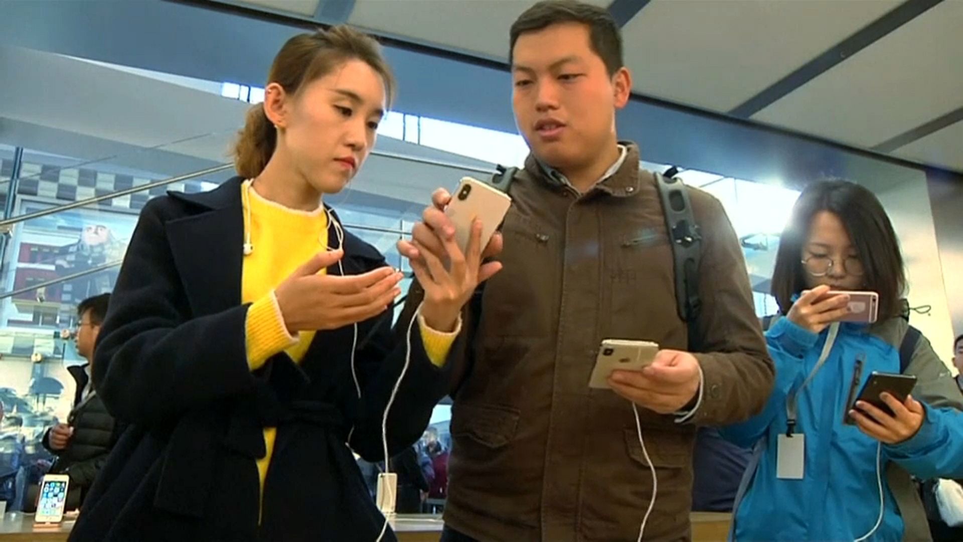Tech giants scramble to fend off chip security flaws | Euronews