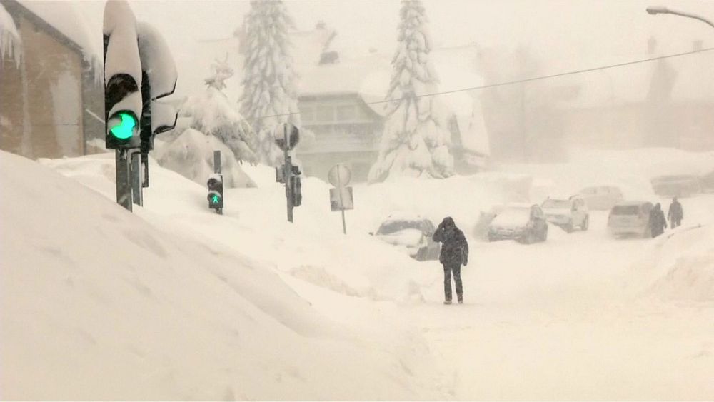 VIDEO : Record snowfall in Croatia, sub-zero temperatures on the ...