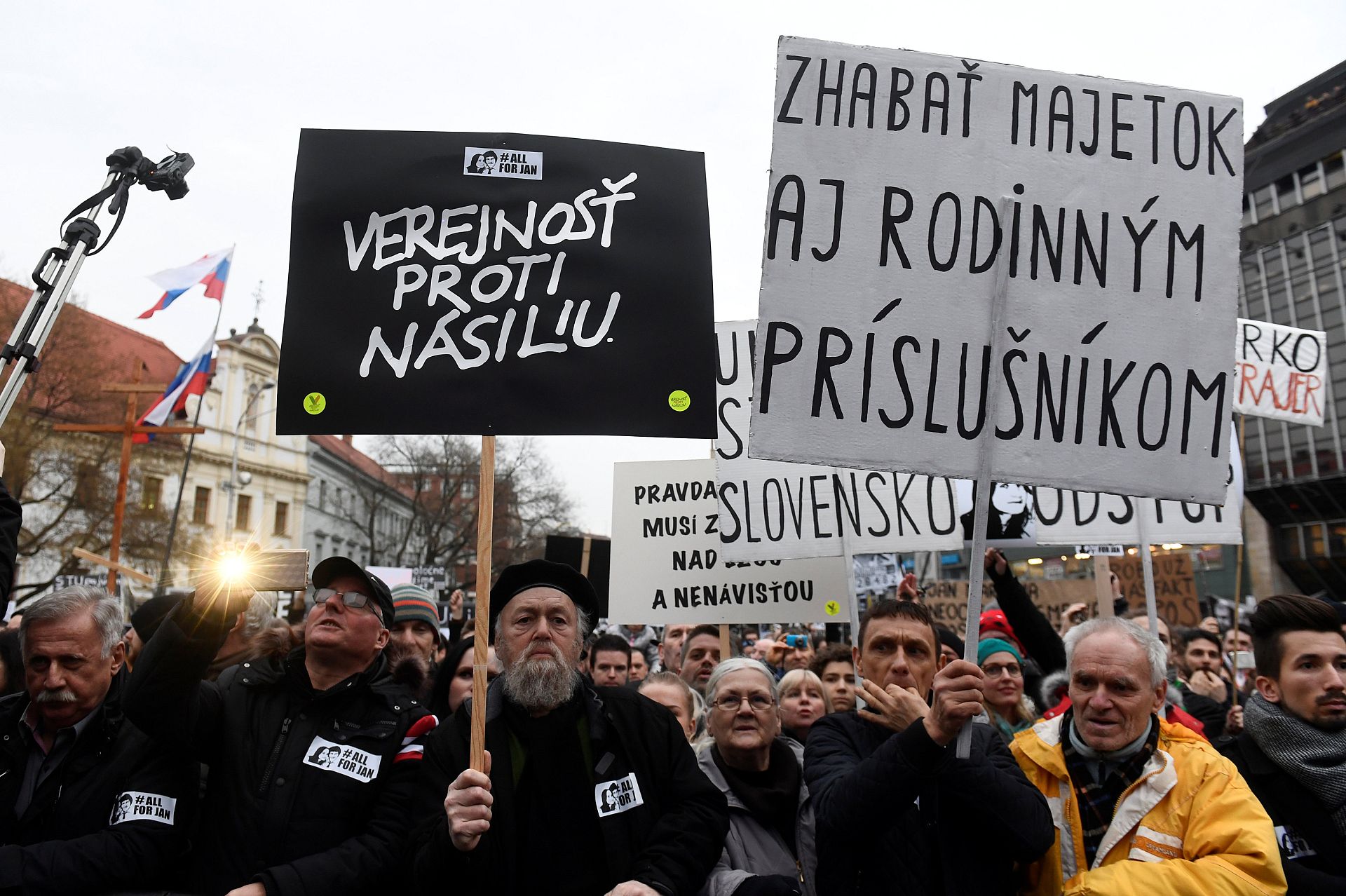 Slovakia anti-government protest ‘biggest since the fall of Communism ...