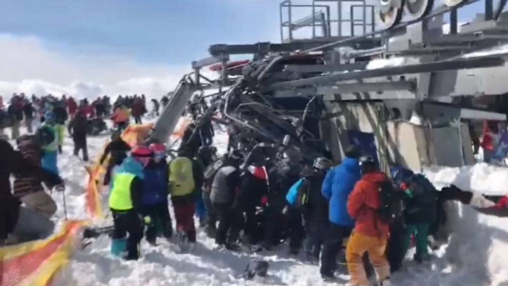 Skiers throw themselves from lift as it malfunctions at Georgia resort ...