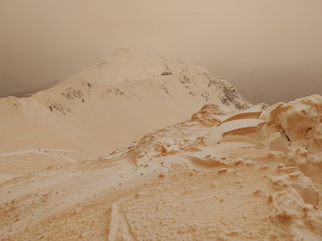 'Orange snow' transforms ski slopes in Eastern Europe into Mars-like ...