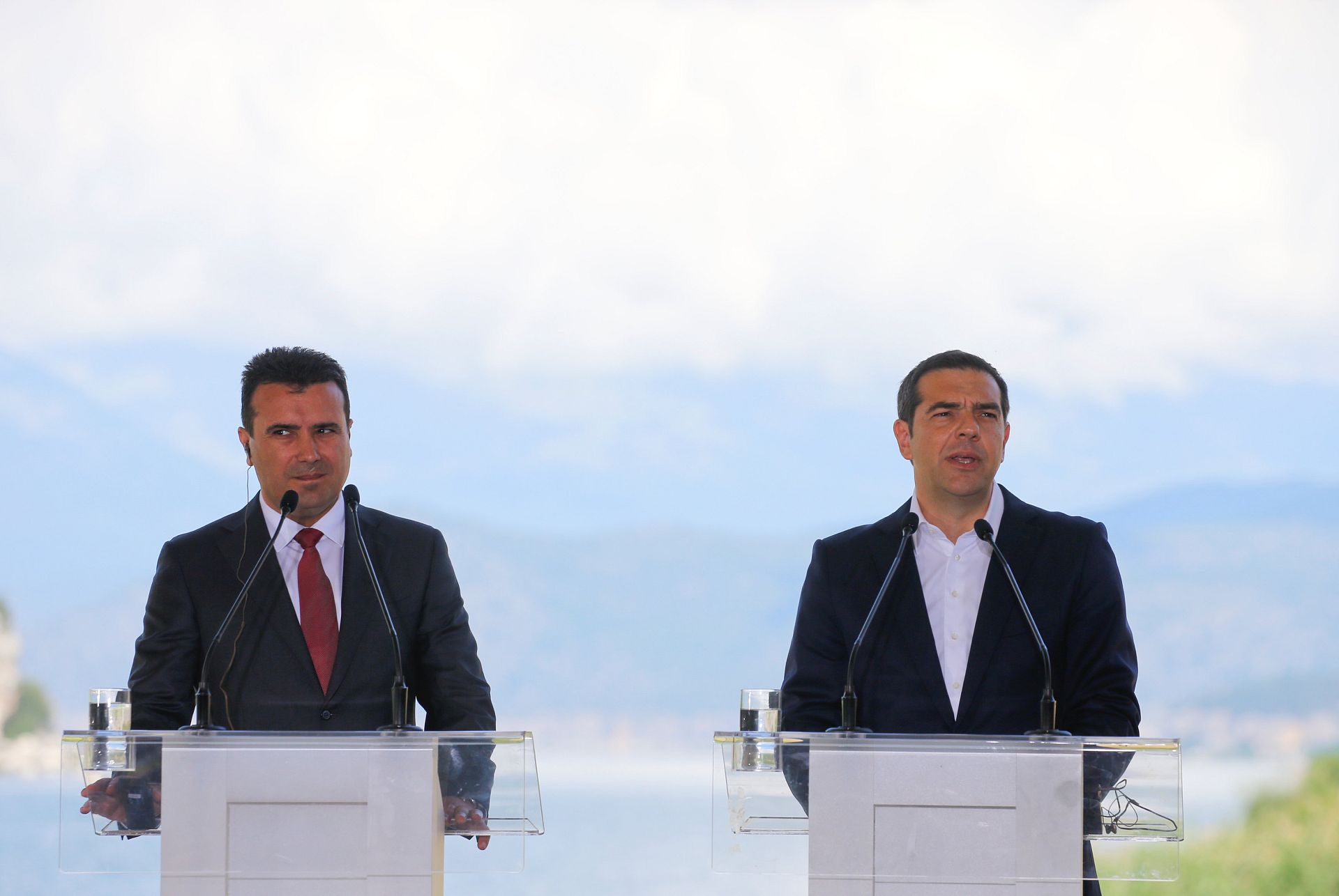 Για ιστορική μέρα μίλησαν οι πρωθυπουργοί Ελλάδας-ΠΓΔΜ | Euronews