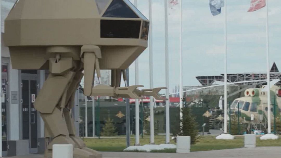Video. Watch: Kalashnikov unveils new walking army robot | Euronews