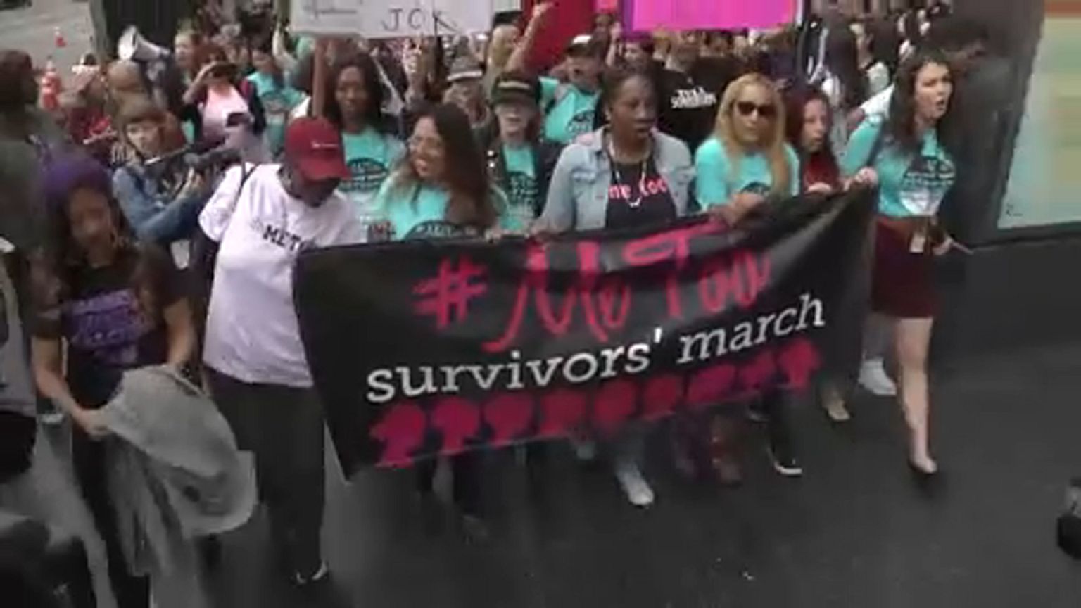 کمپین "MeToo" یکساله شد؛ هفتاد درصد زنان قربانی خشونتهای جنسی شده‌اند | Euronews