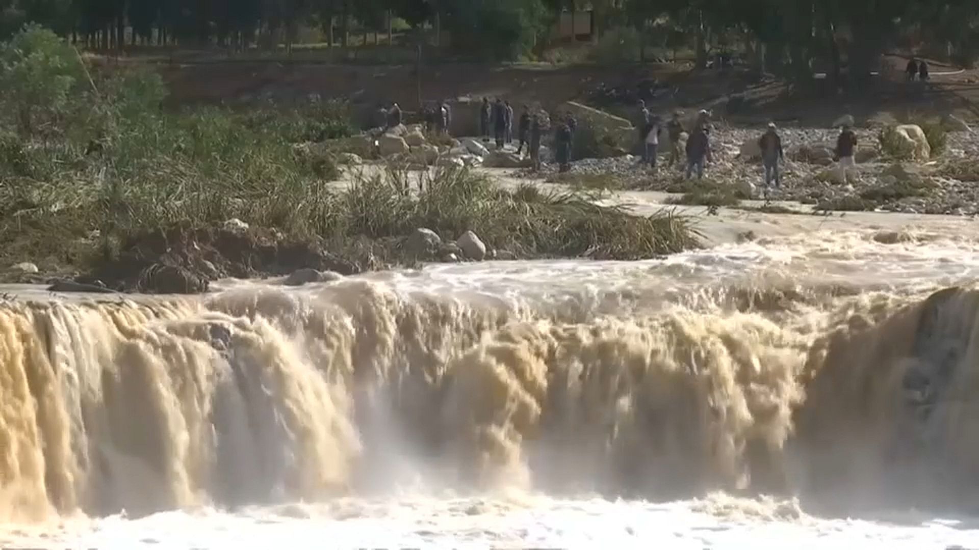 Video. Floods kill at least nine in Jordan, strand Petra tourists ...