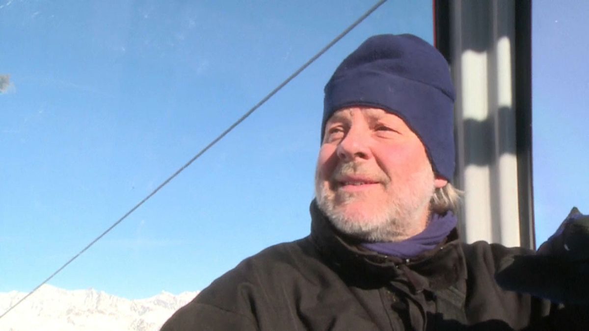 Konzertbesuch auf Skiern: Tim Linhart baut Instrumente aus Eis und gibt ...