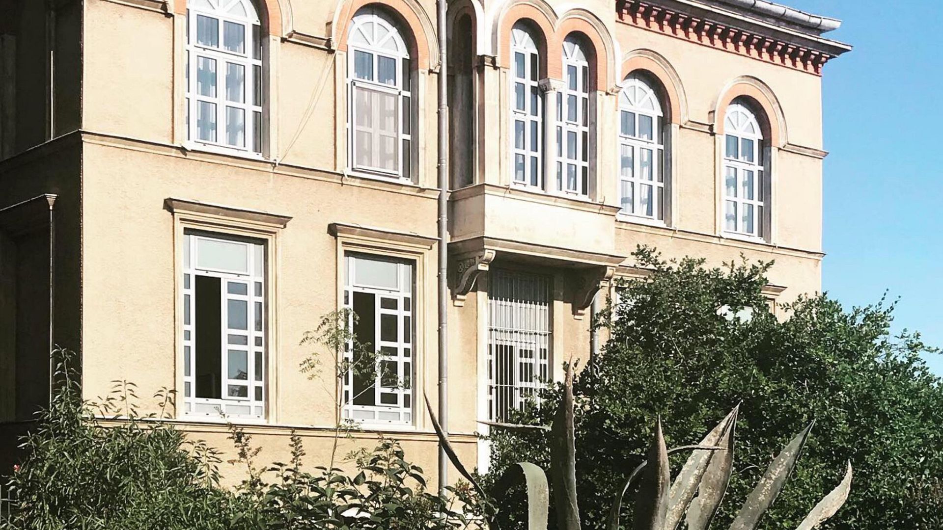 Ο Αρχιεπίσκοπος Αμερικής στο euronews: «Αφήνω την καρδιά μου στην ...