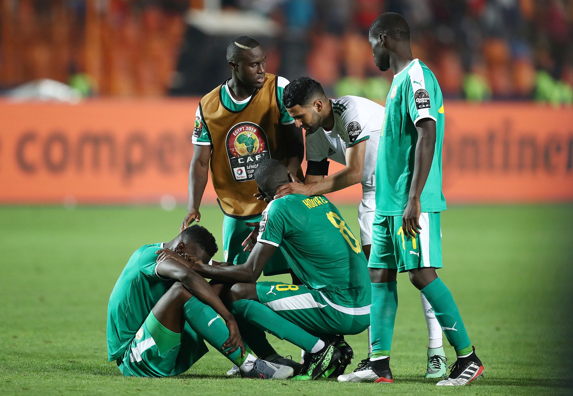 Fans celebrate across France and Europe as Algeria beats Senegal 1-0 to ...